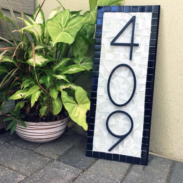 Black and White Address Sign – Green Street Mosaics